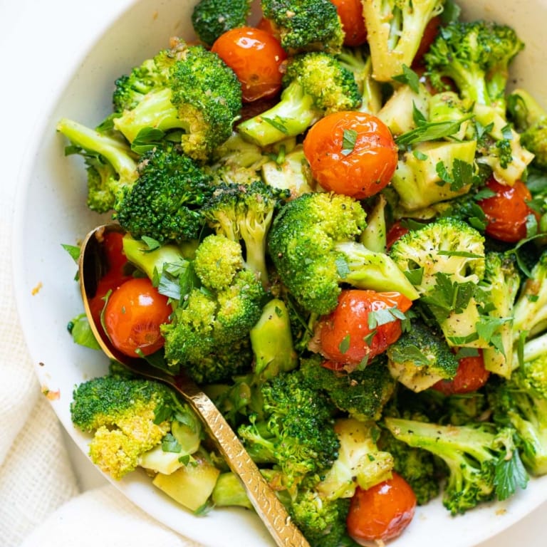 Sauteed Broccoli Recipe (with Tomatoes) - iFoodReal.com