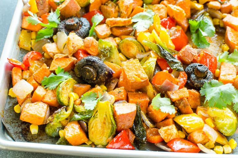 One Pan Chicken and Veggies - iFoodReal.com