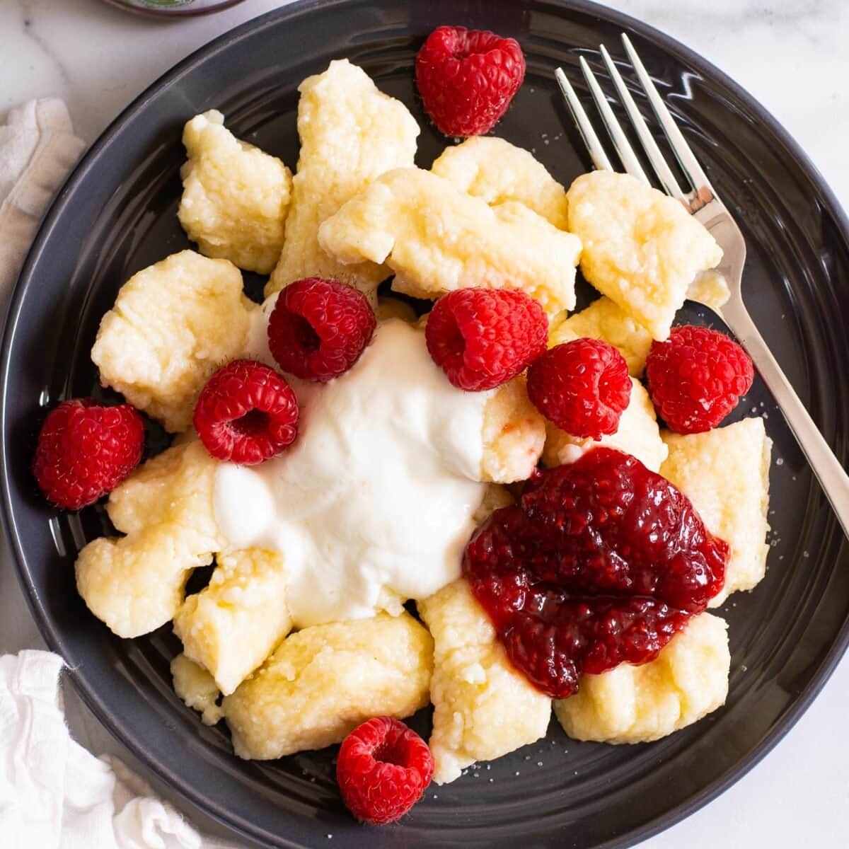 Ukrainian Sweet Lazy Pierogi (Vareniki) - iFoodReal.com