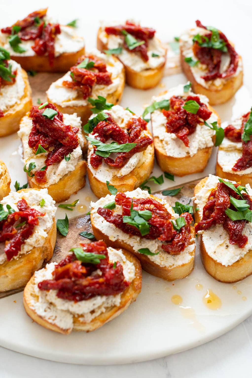 Goat Cheese Crostini - iFoodReal.com