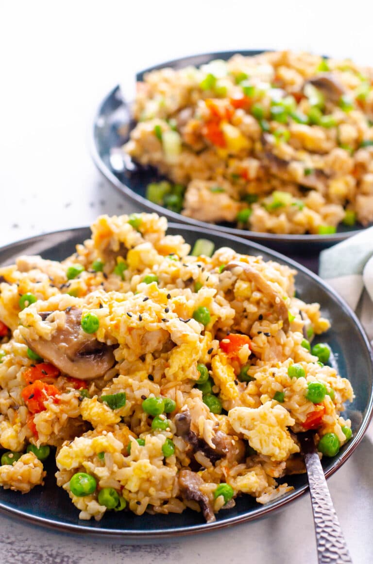 Instant Pot Chicken Fried Rice - iFoodReal.com