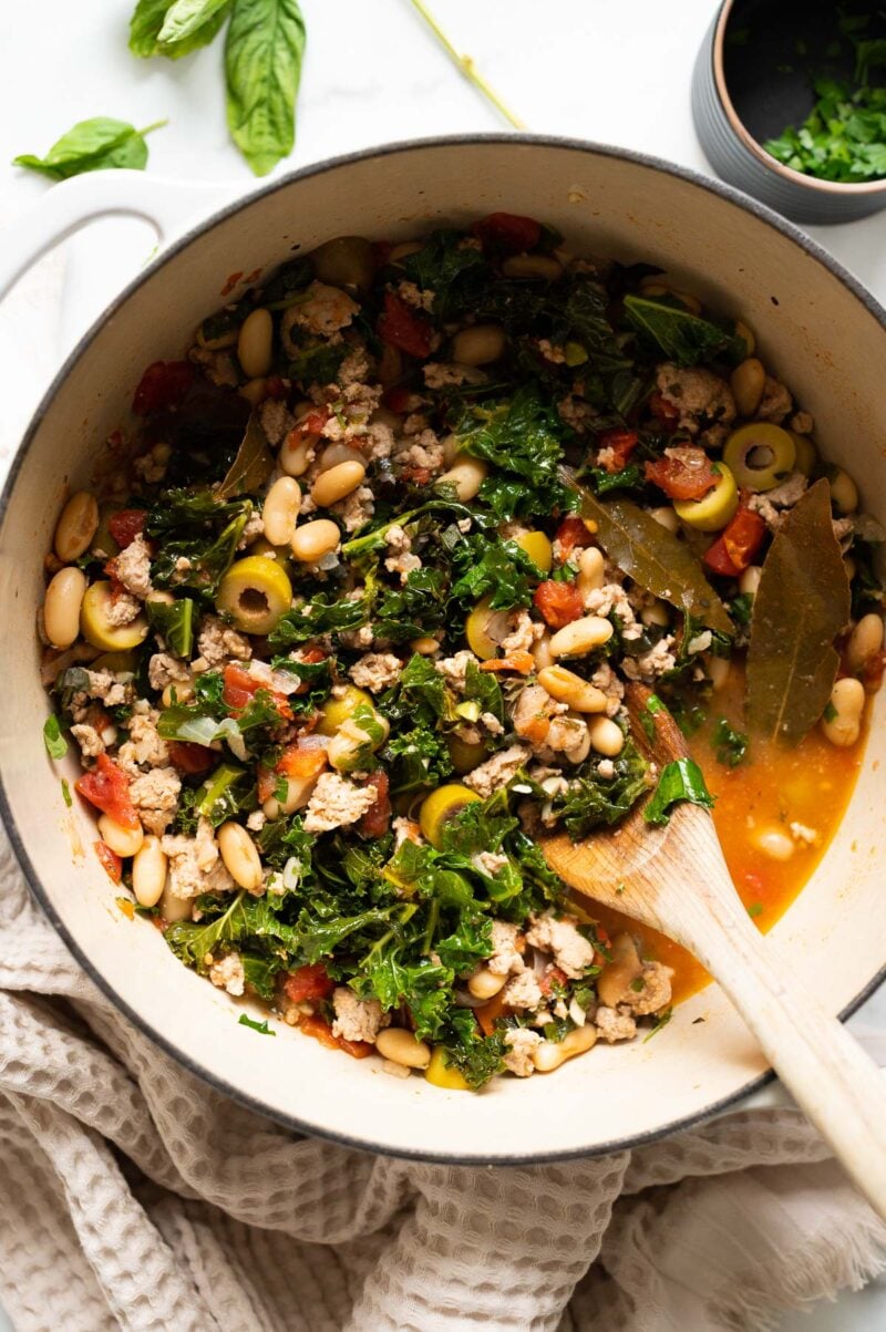 Mediterranean Ground Turkey Stew - iFoodReal.com