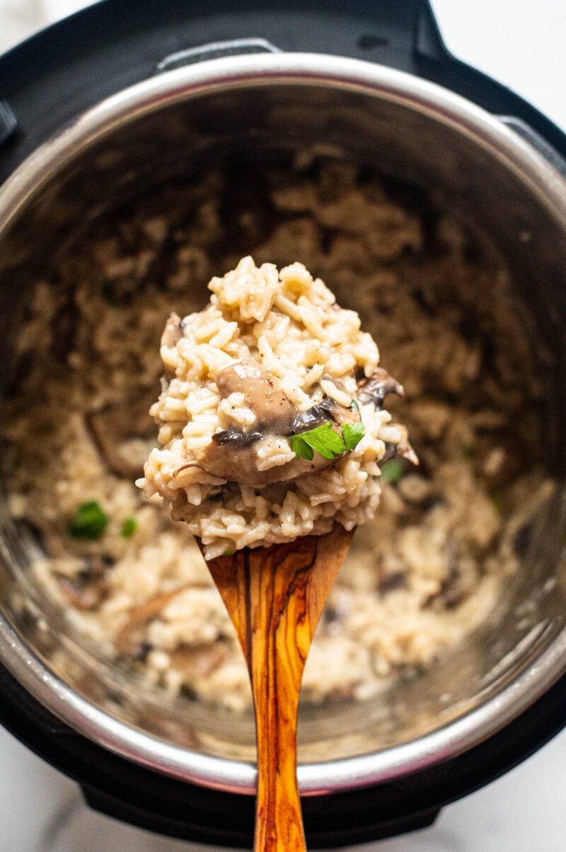 Instant Pot Mushroom Risotto - iFoodReal.com